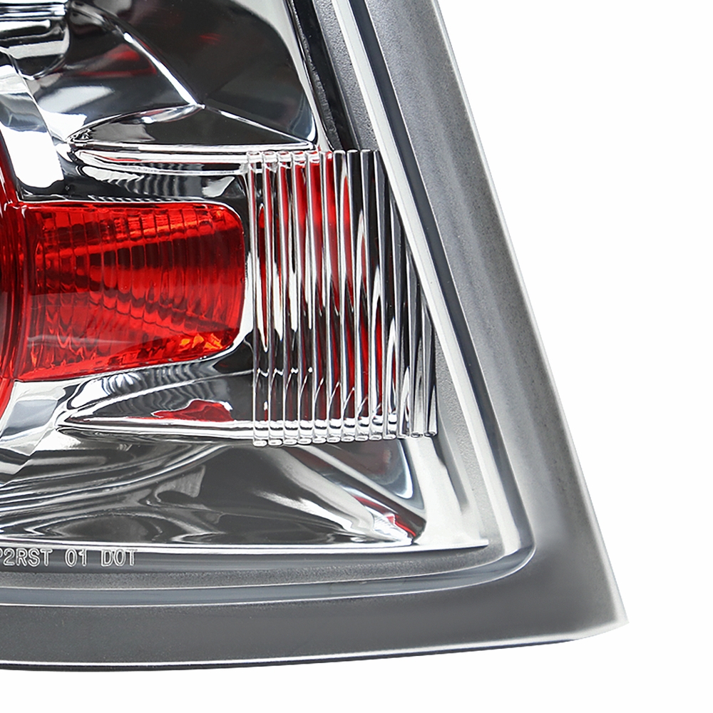 2003-2005 Toyota 4Runner Rear Tail Lights - Chrome