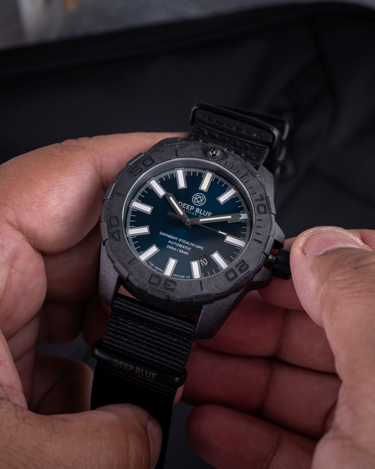 DAYNIGHT STEALTH OPS CARBON CASE DARK BLUE DIAL GREEN/ORANGE FLAT ...