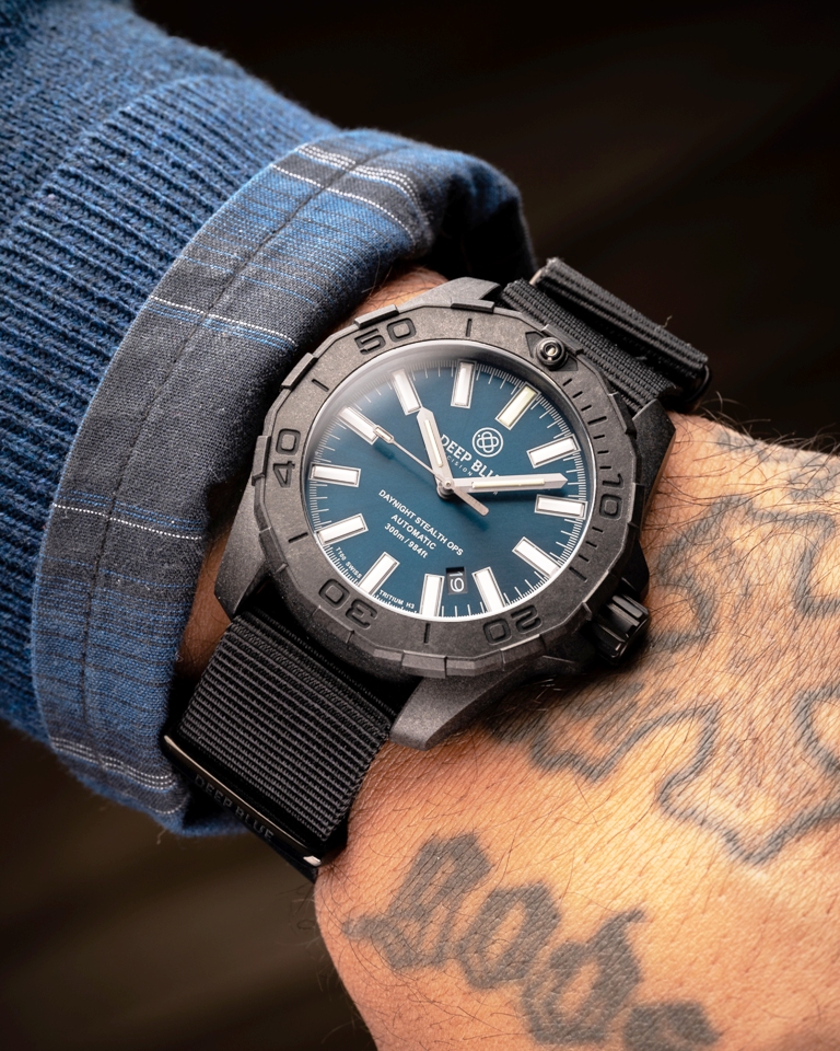 DAYNIGHT STEALTH OPS CARBON CASE DARK BLUE DIAL GREEN/ORANGE FLAT ...