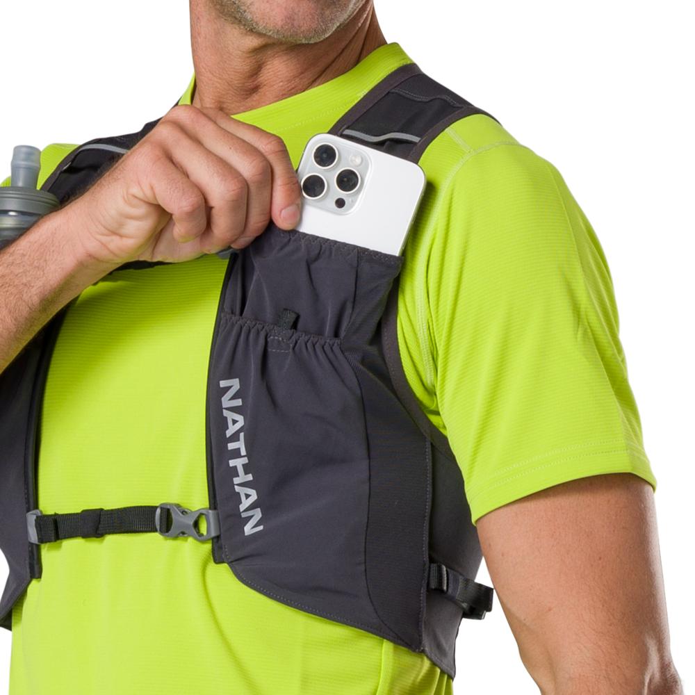 Nathan Pinnacle FeatherLite 1.5 Liter Hydration Vest - The Warming Store