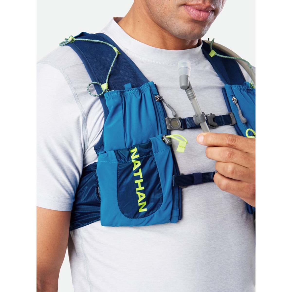 Nathan Vapor Air 3.0 7 Liter Hydration Vest - The Warming Store
