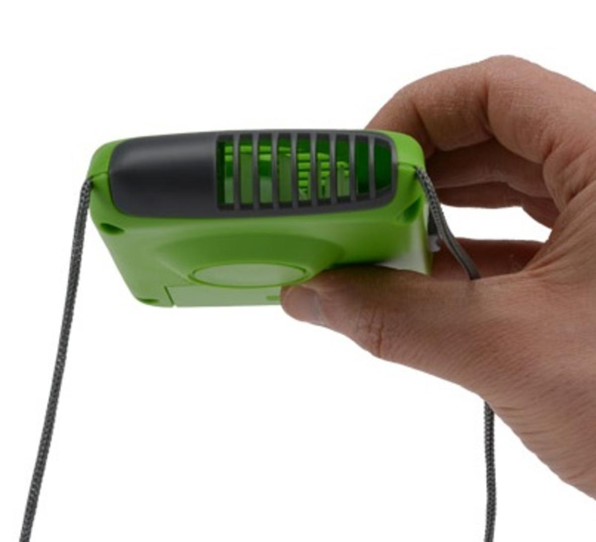 O2 Cool Deluxe Necklace Fan - The Warming Store