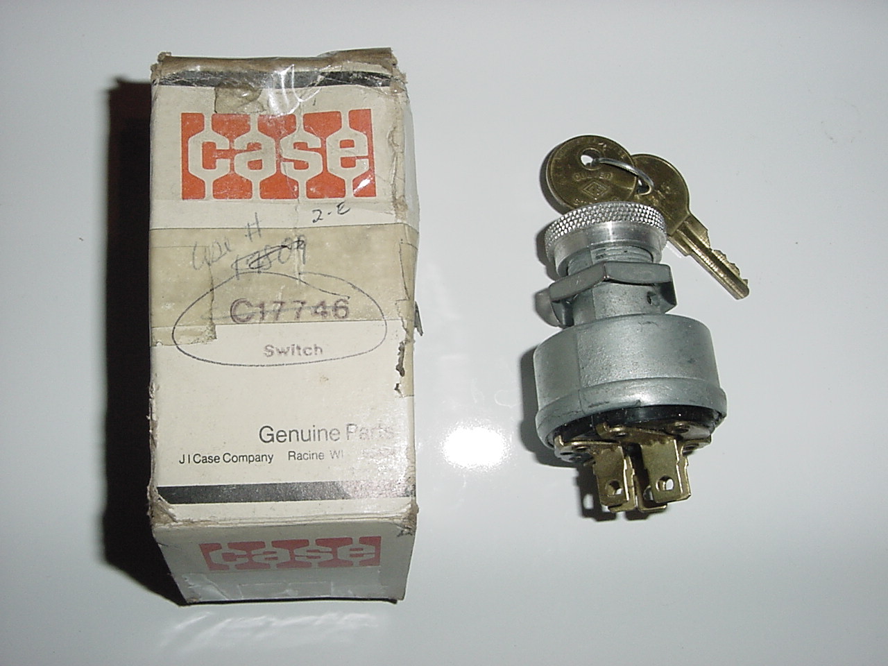 C17746 Ignition Switch '69-'70 444