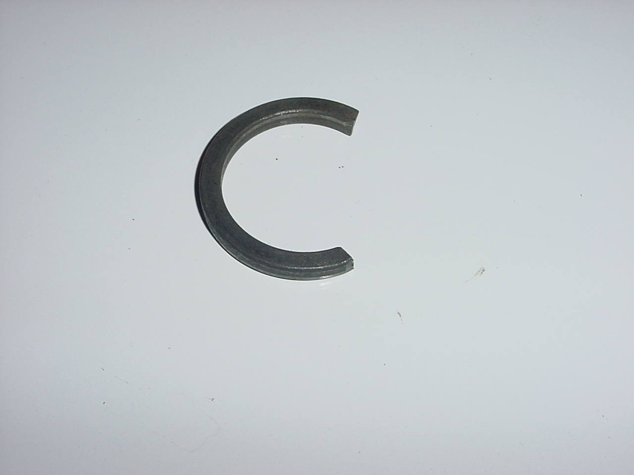 C26342 Rear Axle Retaining Ring '69 + Newer