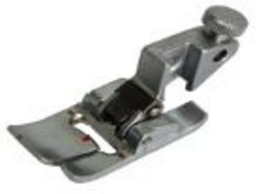 Bilevel sewing machine foot P60622