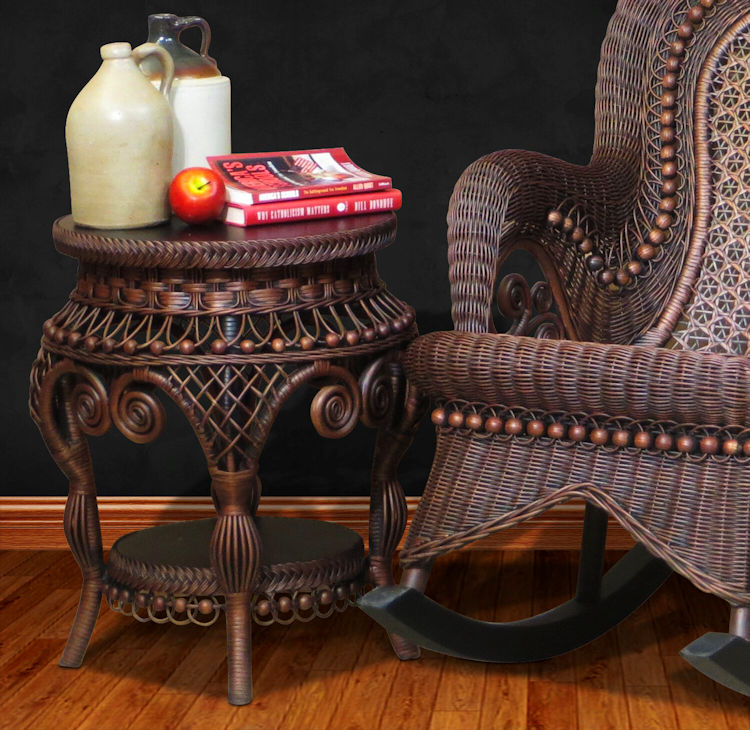 AET Antique Wicker End Table