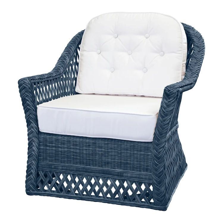 2032 Trellis Wicker Lounge Chair