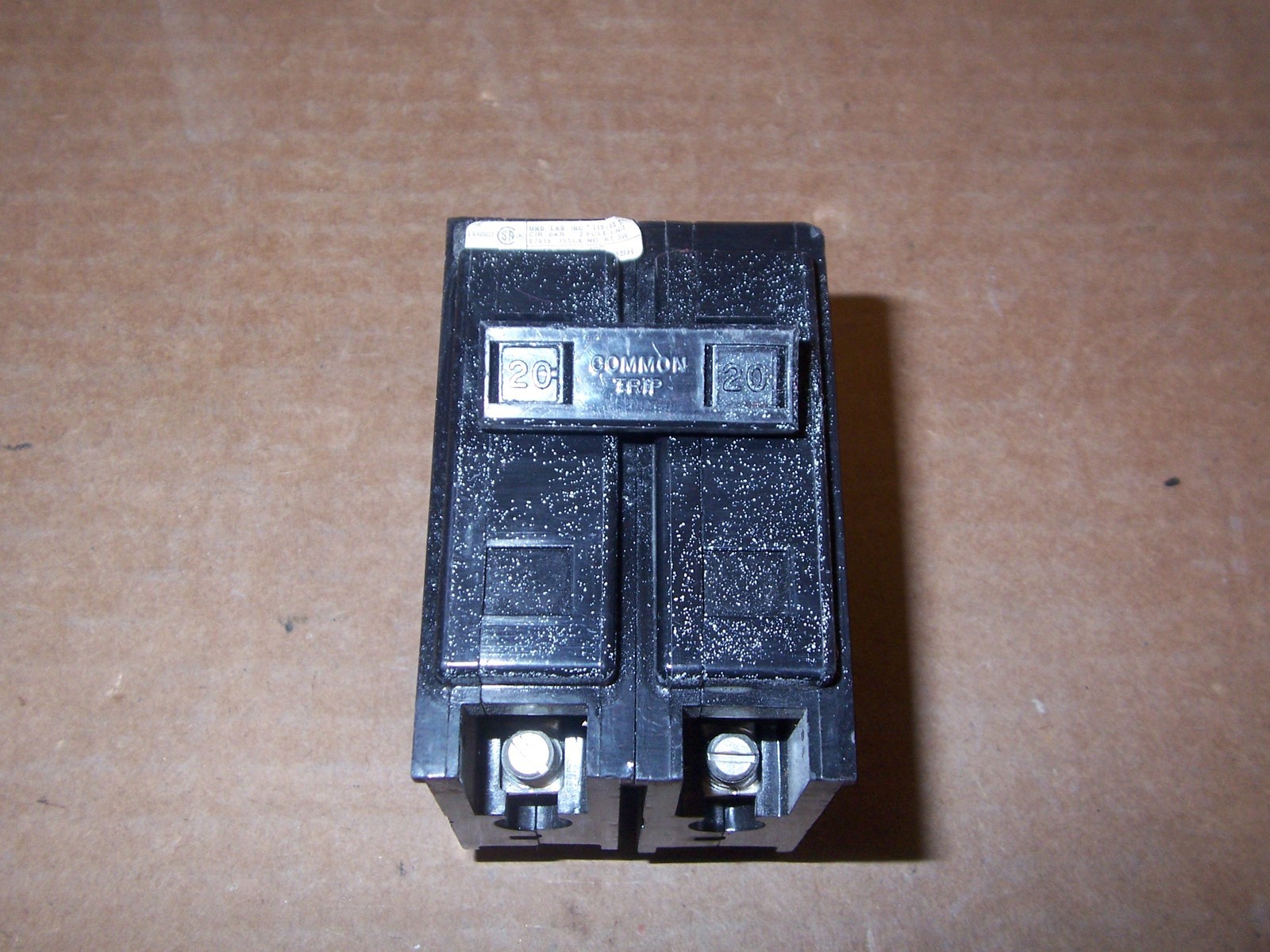 Challenger CBBH CBBH2020 2 POLE 20 AMP CIRCUIT BREAKER (used)