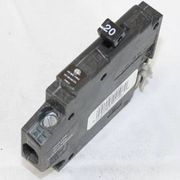 Crouse Hinds MM120R single-Pole 20A right side clip Circuit Breaker (new)