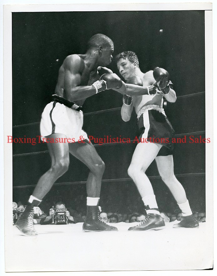 1947 Boxing IKE WILLIAMS vs TIPPY LARKIN Vintage Photograph MSG, NEW YORK