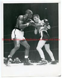 1947 Boxing IKE WILLIAMS vs TIPPY LARKIN Vintage Photograph MSG, NEW YORK
