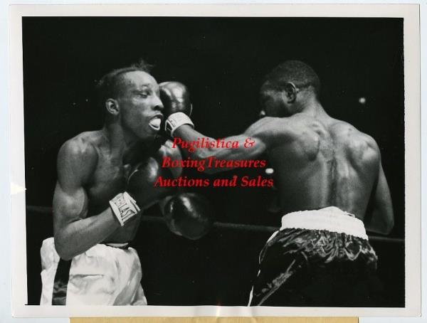 1955 SANDY SADDLER vs TEDDY DAVIS Vintage Boxing Photo FEATHERWEIGHT ...