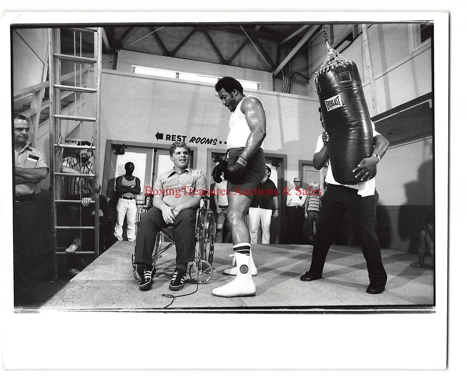 1974 Boxing GEORGE FOREMAN Vintage Photograph WONDERFUL IMAGE Young ...