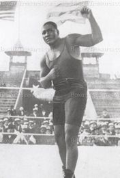 Jack Johnson fight pose - Archive Photo - c. 1915