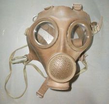 Vintage Cold War Belgian Gas Mask M-51 CBB