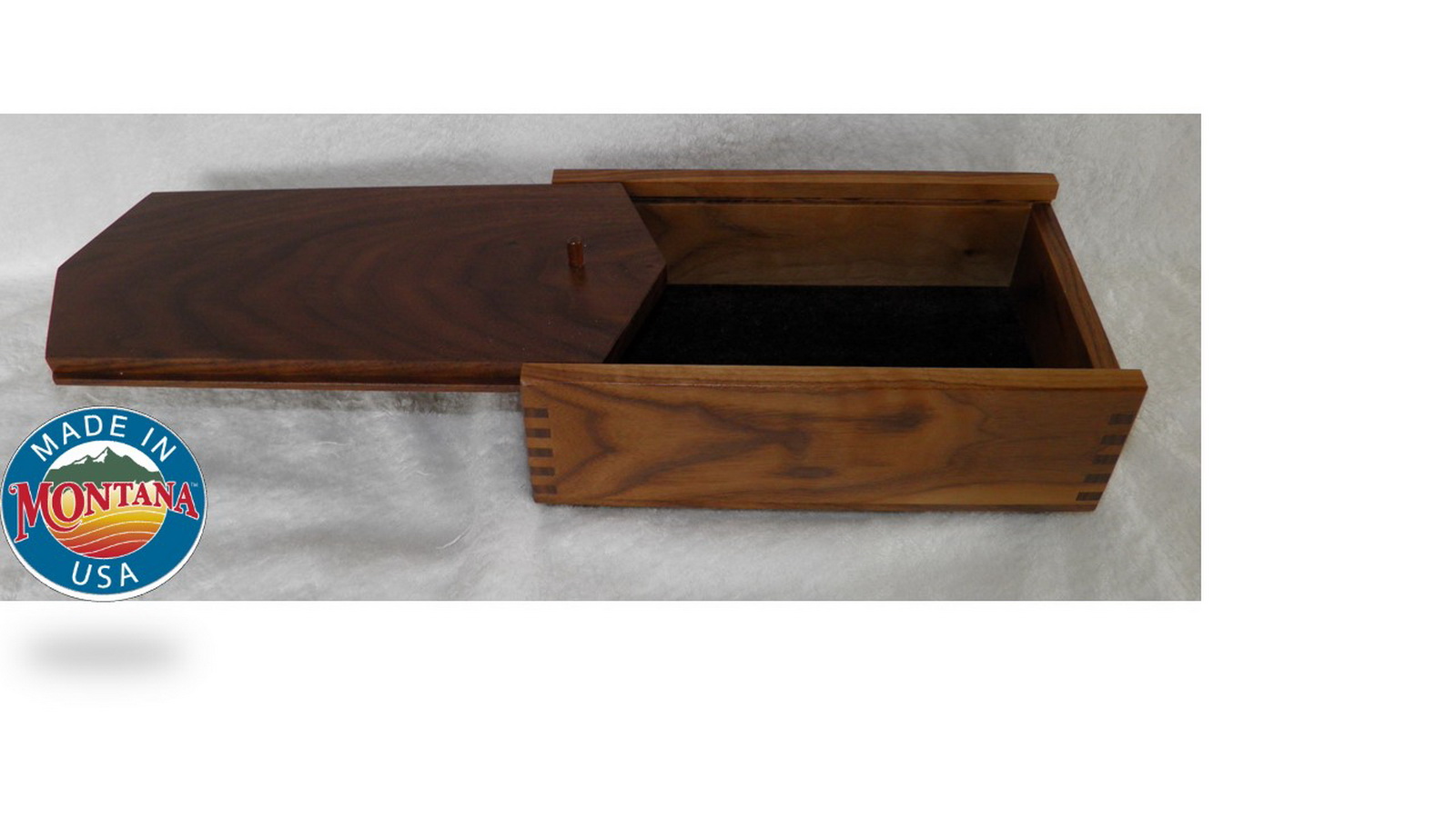 TRINKET OR KEEPSAKE BOX, SLIDING LID, SOLID WALNUT. (0417201709)