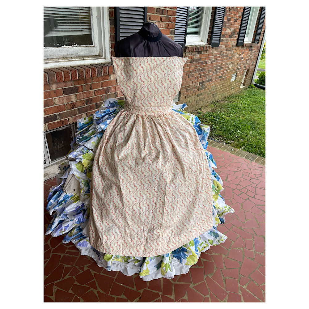 Ivory w/Antebellum Stripe Civil War Pinner Apron