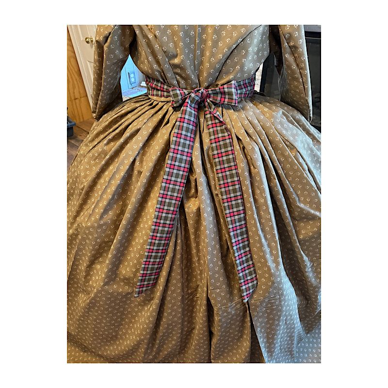 Olive Black and Burgundy Plaid Civil War Pinner Apron Misses Size