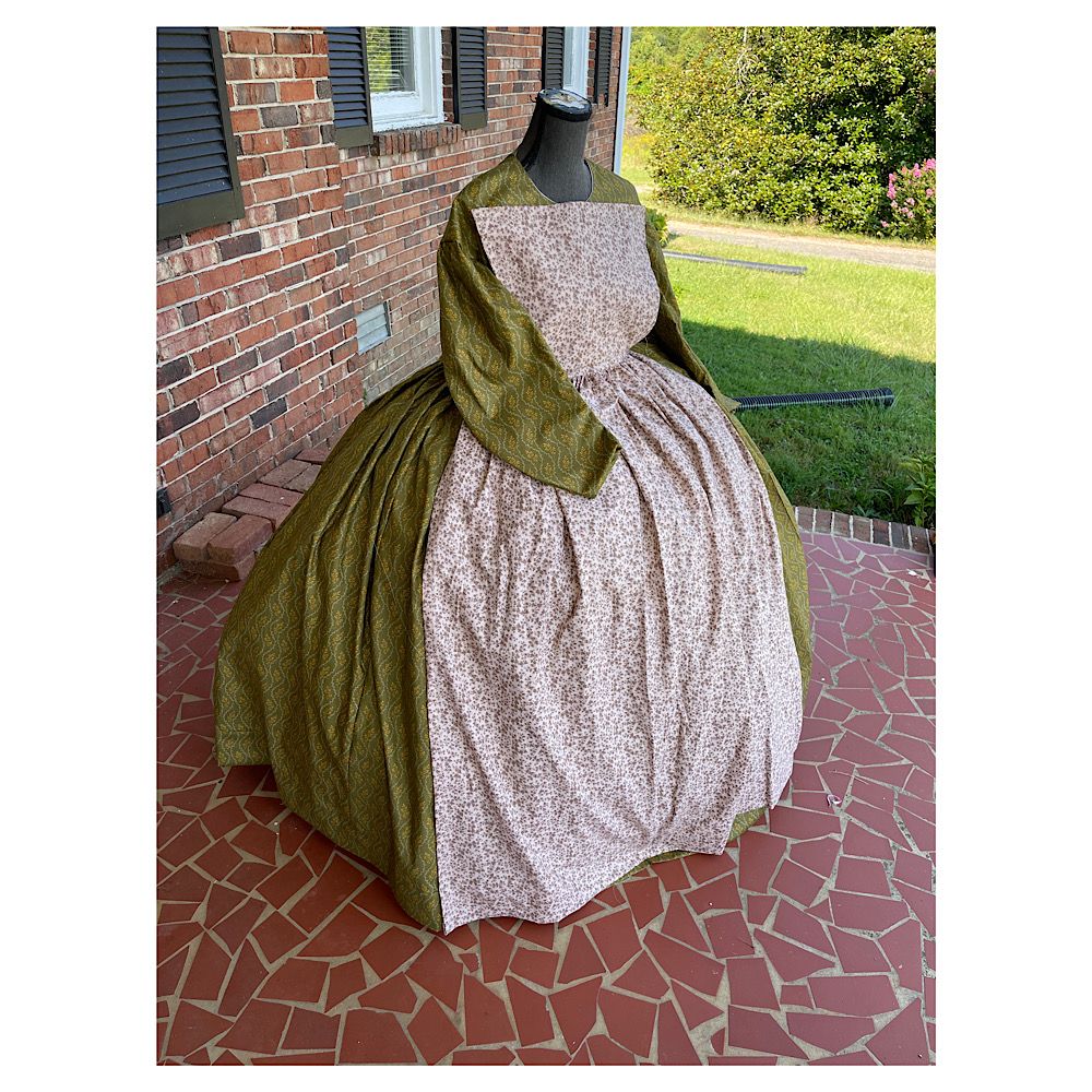 Taupe Tonal Leaf and Vine Pinner Apron