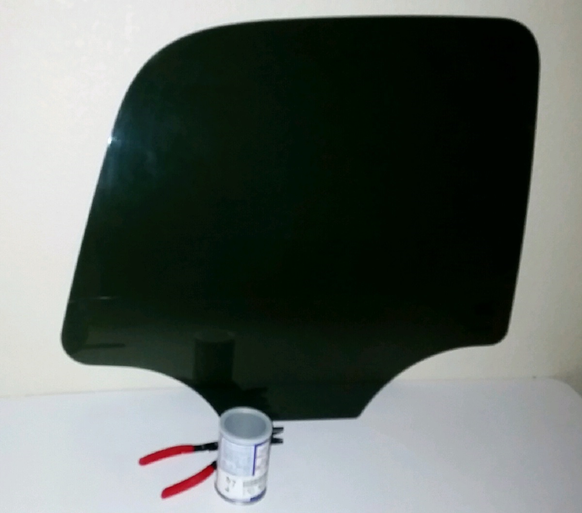 Rear Door Glass Driver Side GMC Yukon Denali 4 Door Utility 2007-2014