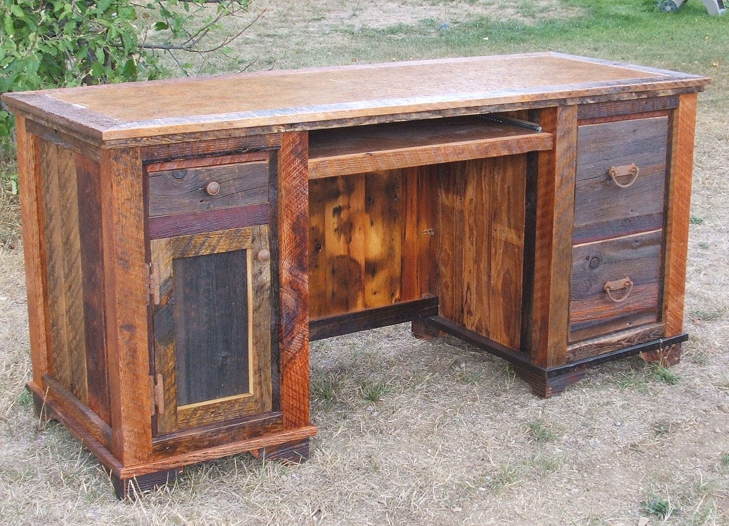 Country Roads Desk|Lodgecraft