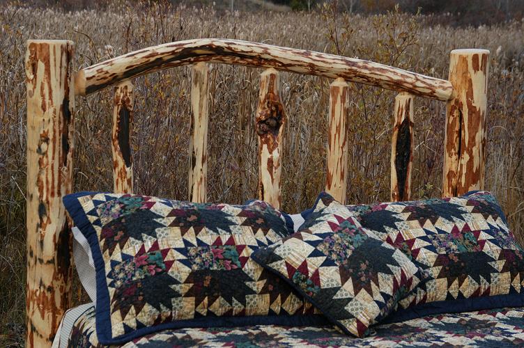 Snow Bend Log Bed - Buy Rustic Log Beds|Lodgecraft