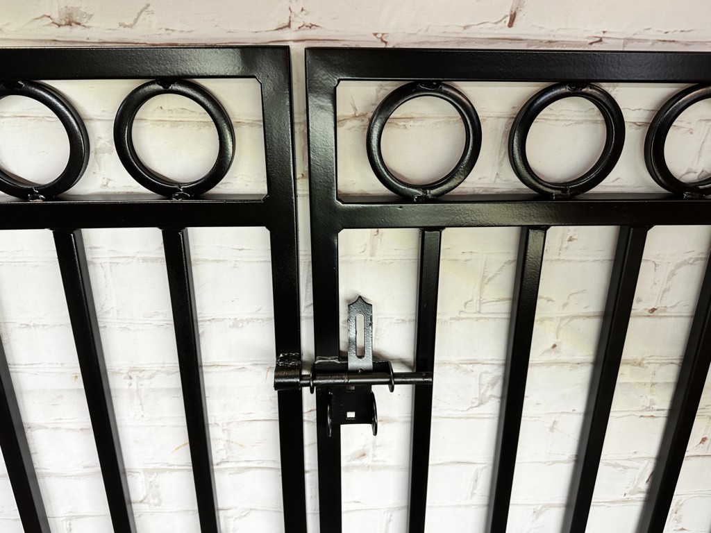 Double 4t X 5w Circle Entry Metal Gate Handmade Secure Entry