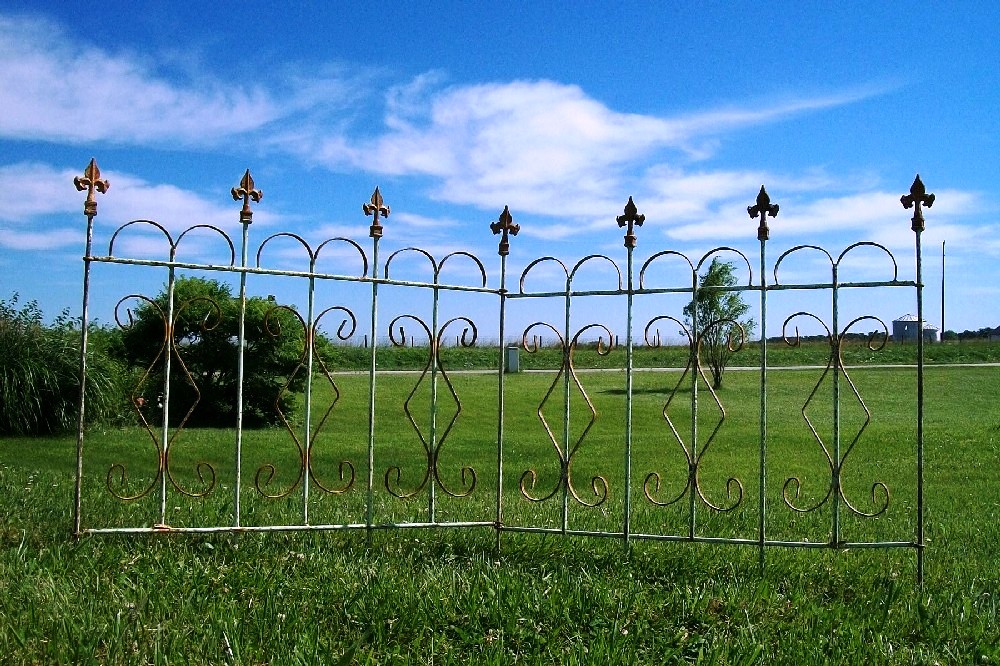 Diamond Garden Metal Border Fence - Edging - Landscape - Wrought Iron ...