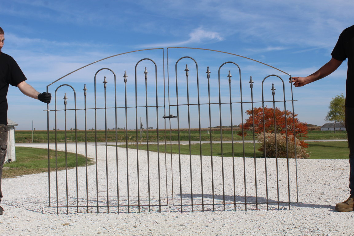 Center Divide Hoop & Spear Metal Entry Gate 4't x 7'w - Relic Iron ...