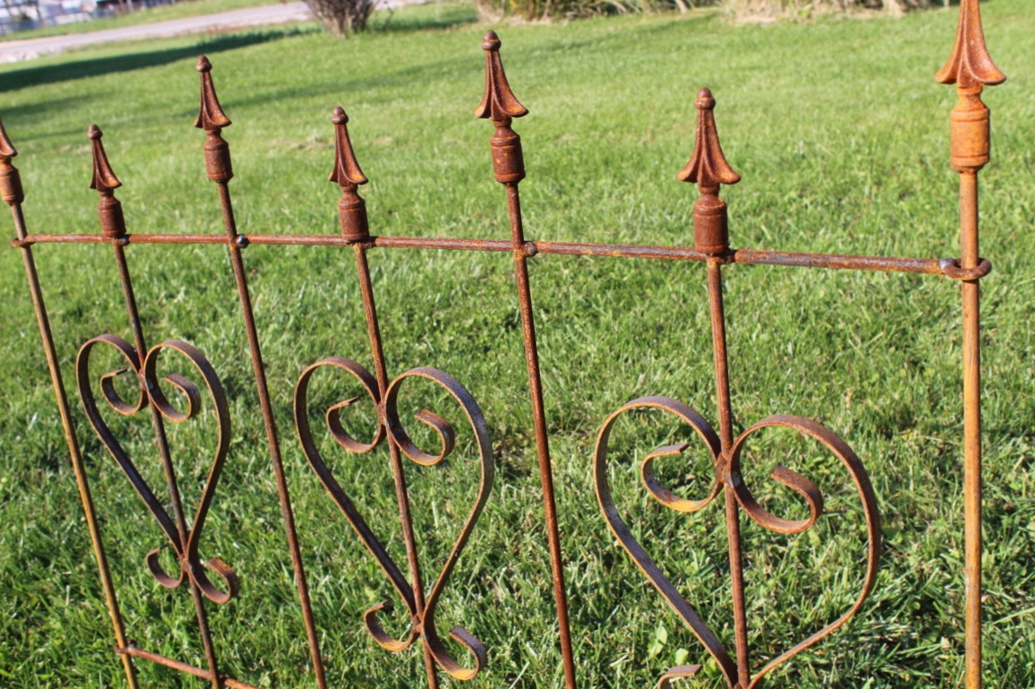 Loving Garden Wrought Iron Border Fence - Edging - Wrought Iron Garden ...