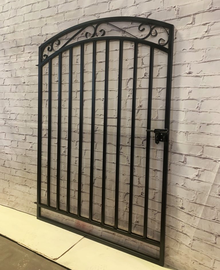 Metal Delavan Entrance Gate 5ft Tall x 4ft Wide - Entry Gates & Fencing ...