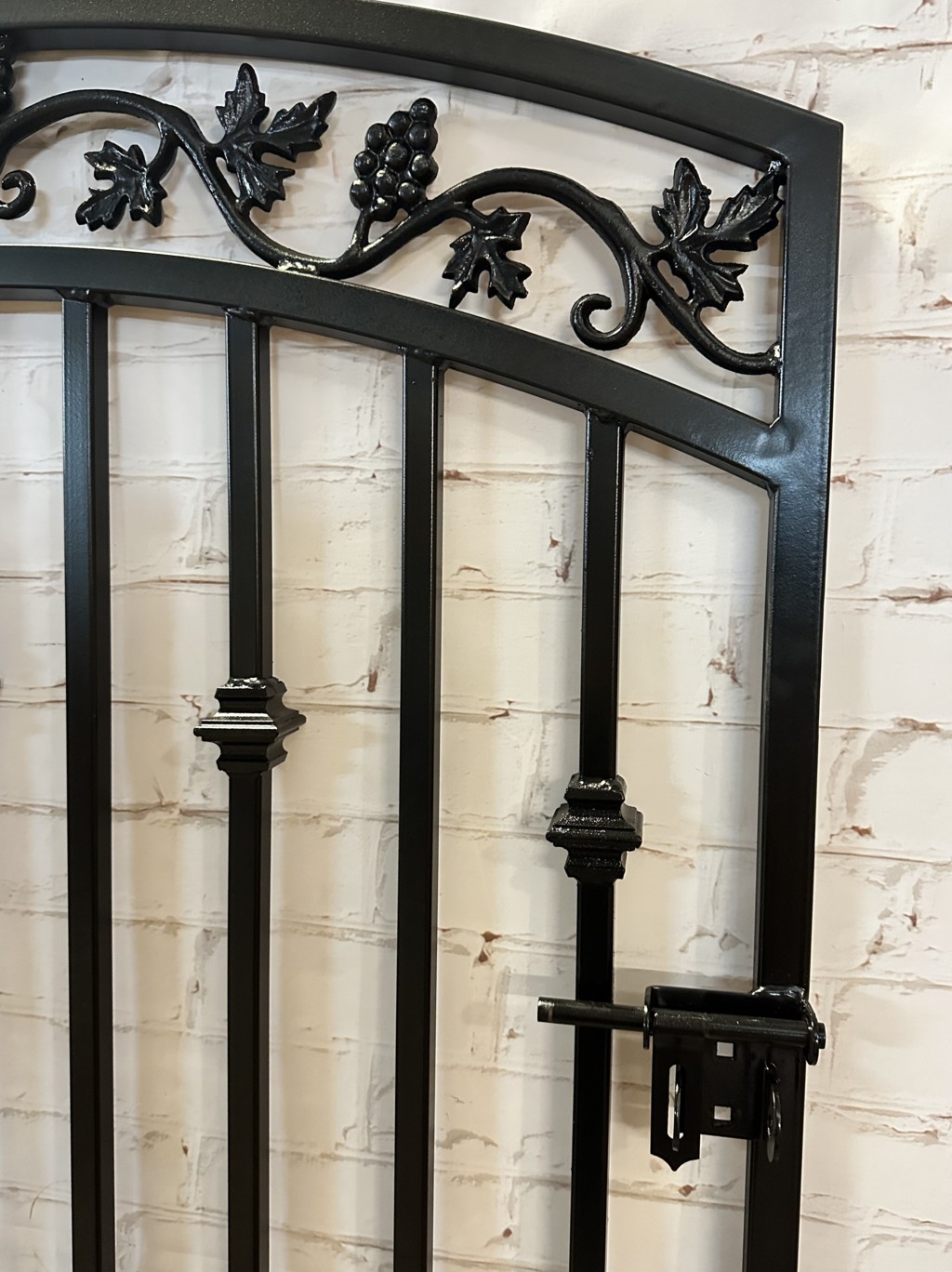 Wrought Iron Concord Limited Grape & Ivy Entry Gate - Home Garden ...