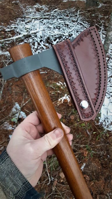 Hand forged tomahawk