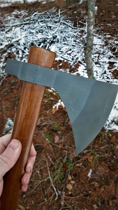 Hand forged tomahawk