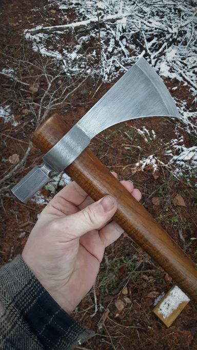 Hand forged tomahawk