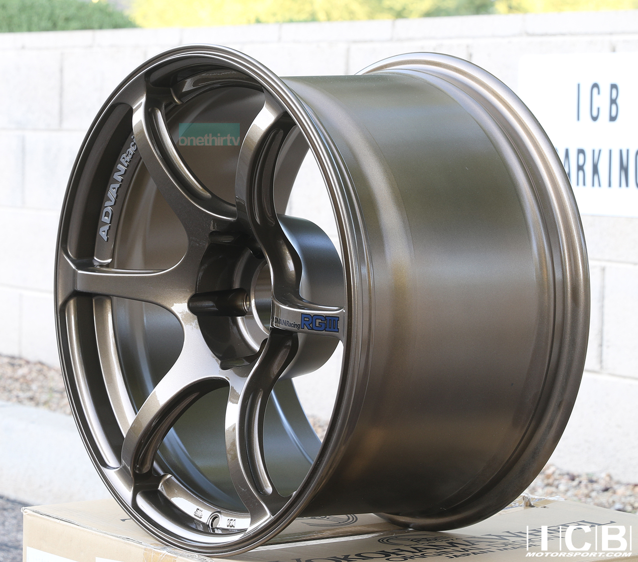 ADVAN RG III 18X10.5 5X1143 +15 Offset Umber Bronze Metallic