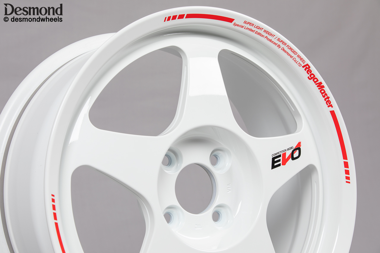 Desmond Regamaster EVO II 16X7 5X114.3 +38 Offset Gloss White
