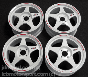 Desmond Regamaster EVO White 17X8 +35 Offset DC5 ITR RSX