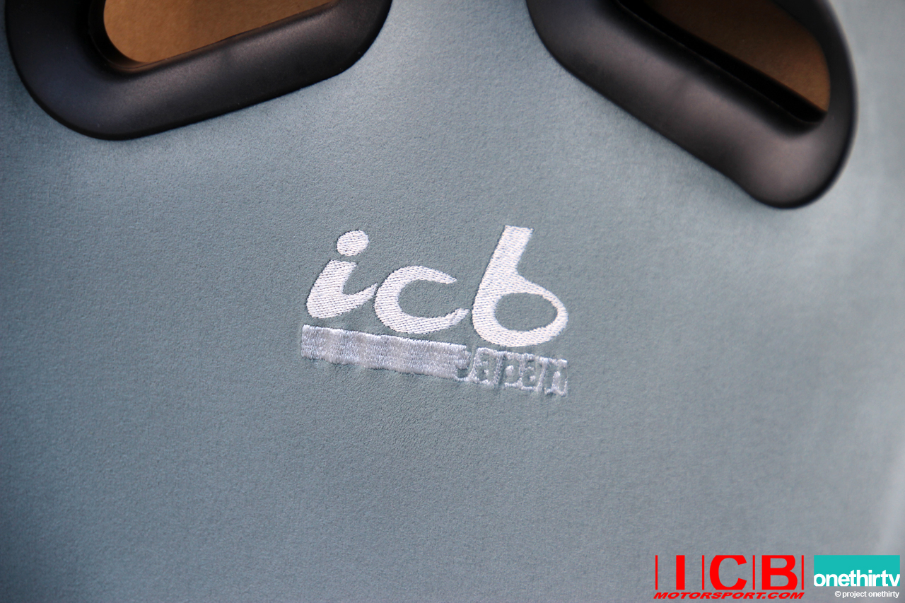 ICB Japan Pursuit MK I Full Bucket Seat Steel Gray (SG3) / Light Grey (Alcantara FRP Back - Pre ...