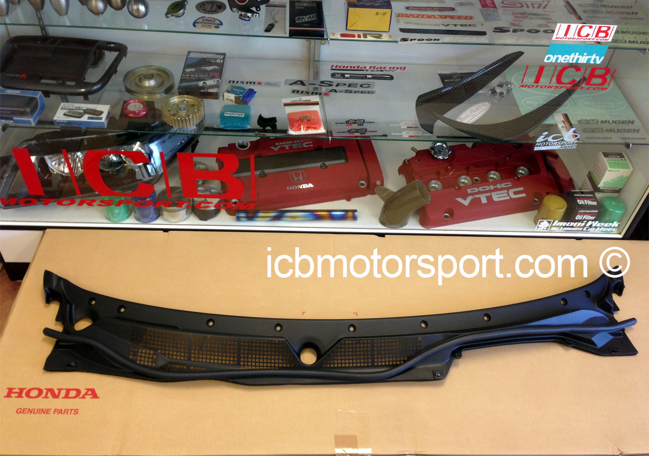 JDM Honda Civic EK9 99-00 Left Hand Drive Front Windshield Cowl