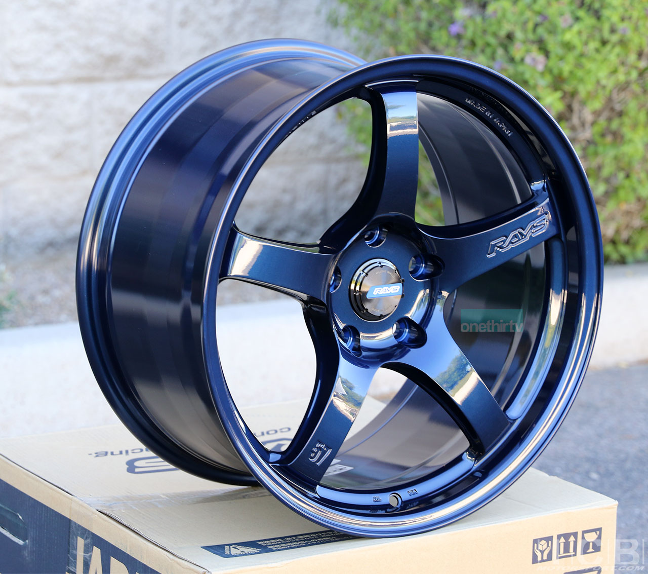 Rays Gram Lights 57CR 18X9.5 5X120 +38 Offset Eternal Blue Pearl Concave Face FK8 CTR Pre-Order