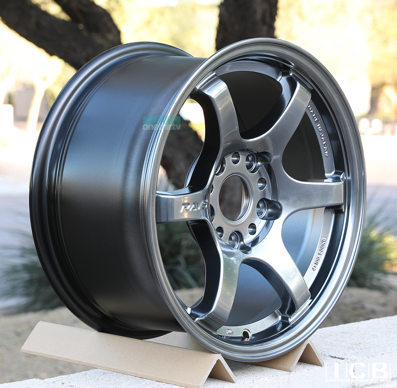 Rays Gram Lights 57DR 15X8 5X1143 / 4X100 +35 Offset Grace / Formula Silver Concave Face