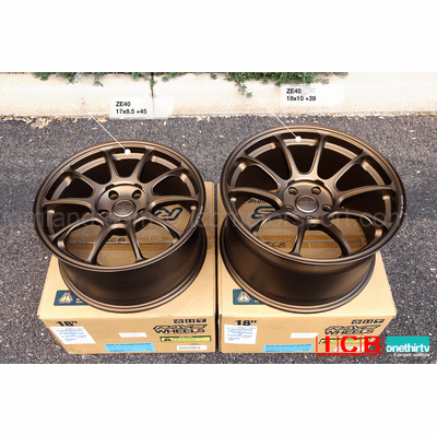 Rays Volk Racing ZE40 Set NSX Spec 17X8.5 +45 Offset 18X10 +39 Offset ...