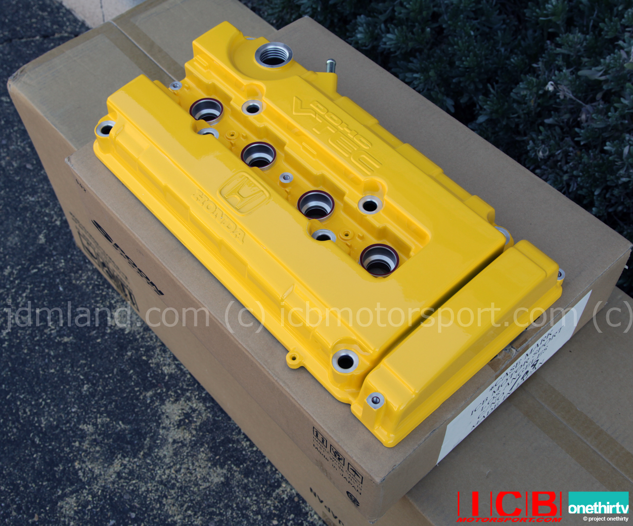 Spoon Sports B-Series 12310-16B-000 DOHC VTEC Yellow Valve Cover Version 2