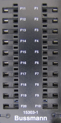 Bussmann 15305-1 RTMR, 20 Fuses / Circuit Breaker Base, w/cover