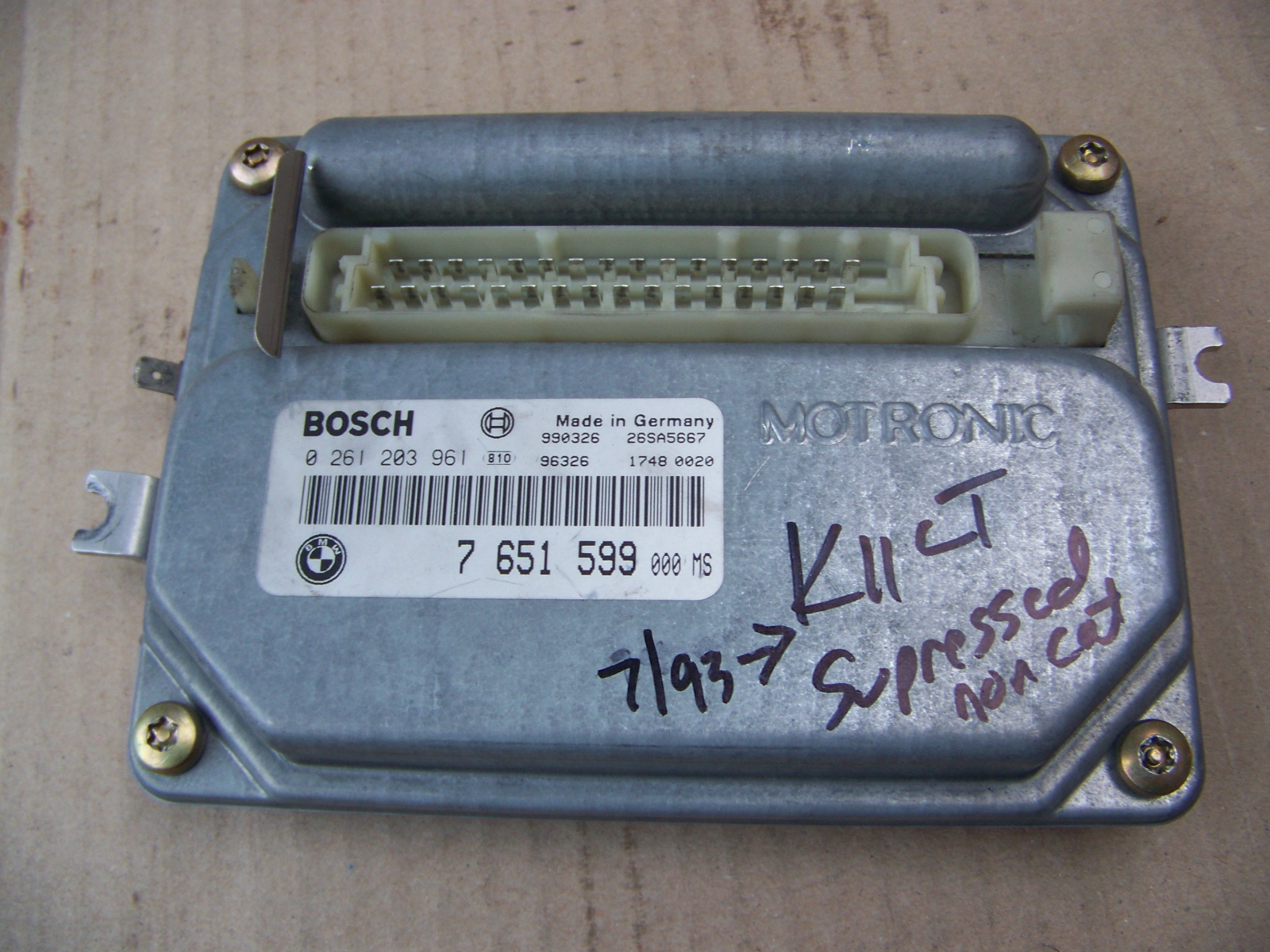 K1100LT Fully Suppressed Motronic Control Unit (7/93 On Non-Cat Models ...