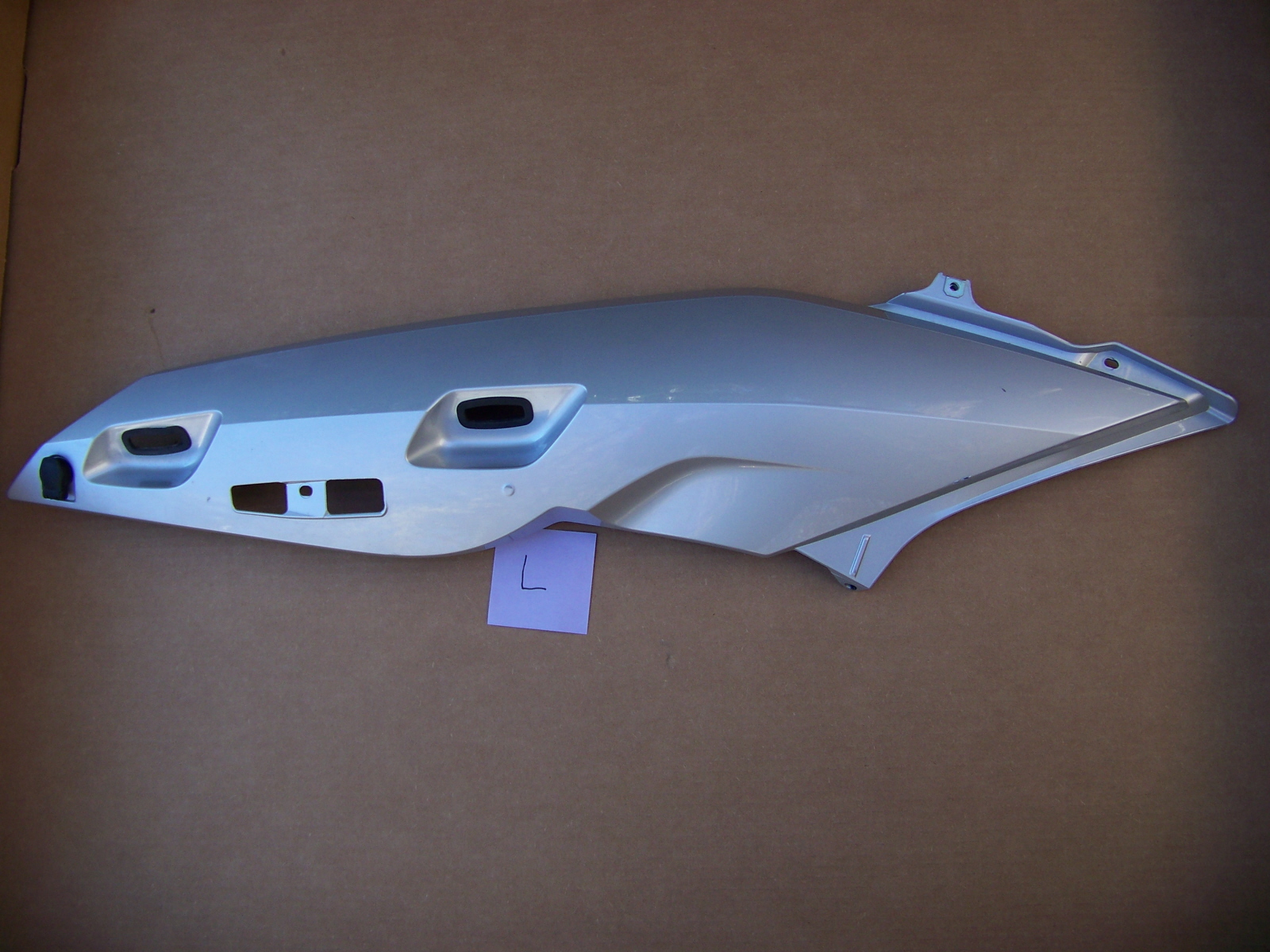 R1200RT Left Rear Panel, Titan Silver