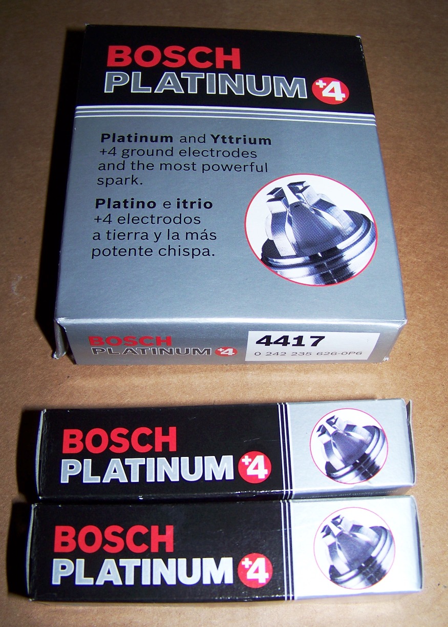 Set Of 2 Bosch Platinum 4417 FGR7DQP Spark plugs