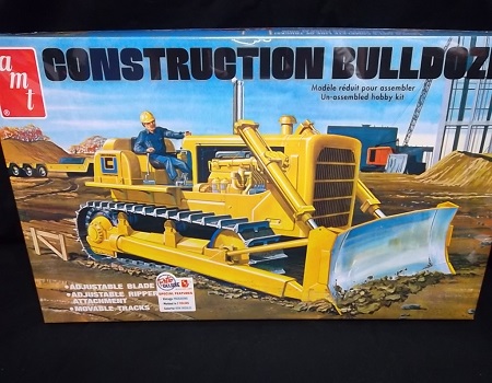 AMT 1086/06 -- Construction Bulldozer 1:25