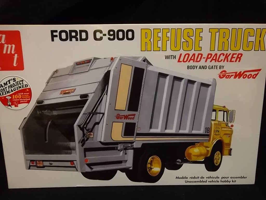 AMT 1247 -- Ford C-900 Refuse Truck with Load-Packer / Body & Gate by ...